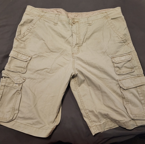 Faded Glory | Shorts | Tan Cargo Shorts | Poshmark